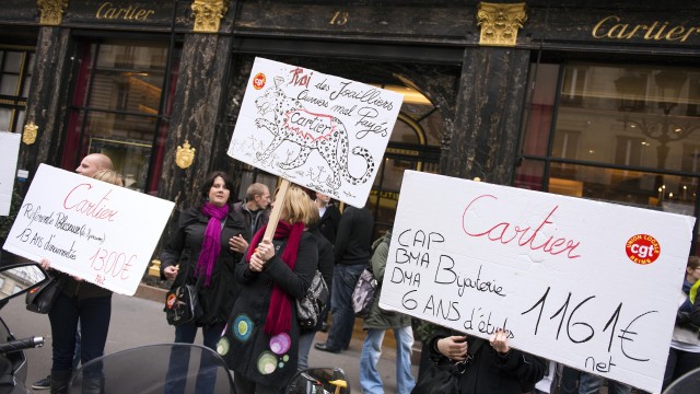 Cartier workers go on strike - WATCHPRO USA