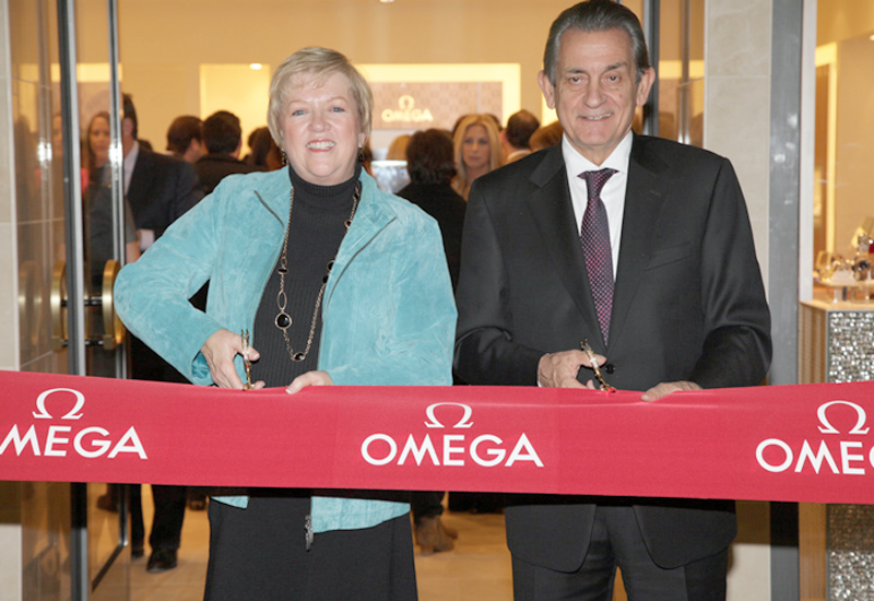 Omega aids local food bank with Dallas opening - WATCHPRO USA