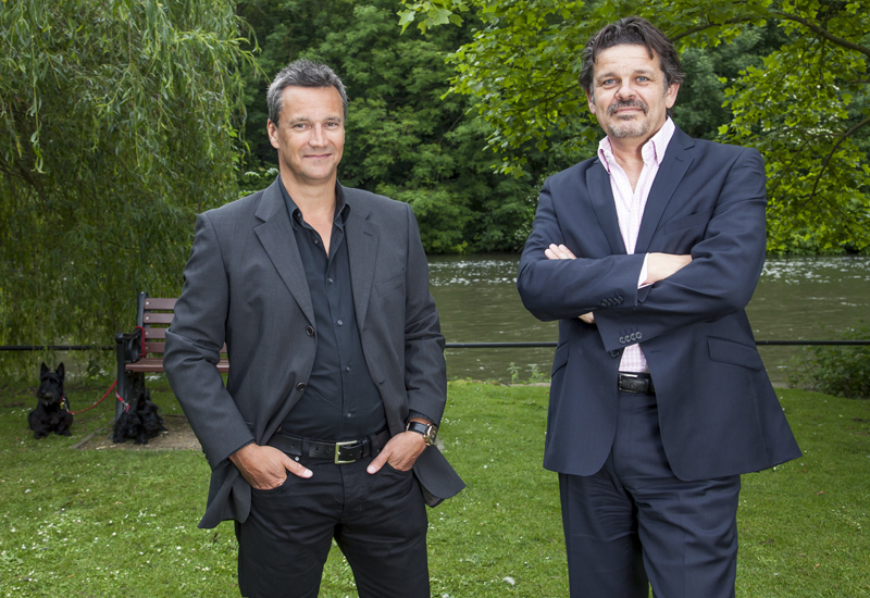 HOT 100: Paul Halliday & Paul Harry, Peers Hardy - WATCHPRO USA