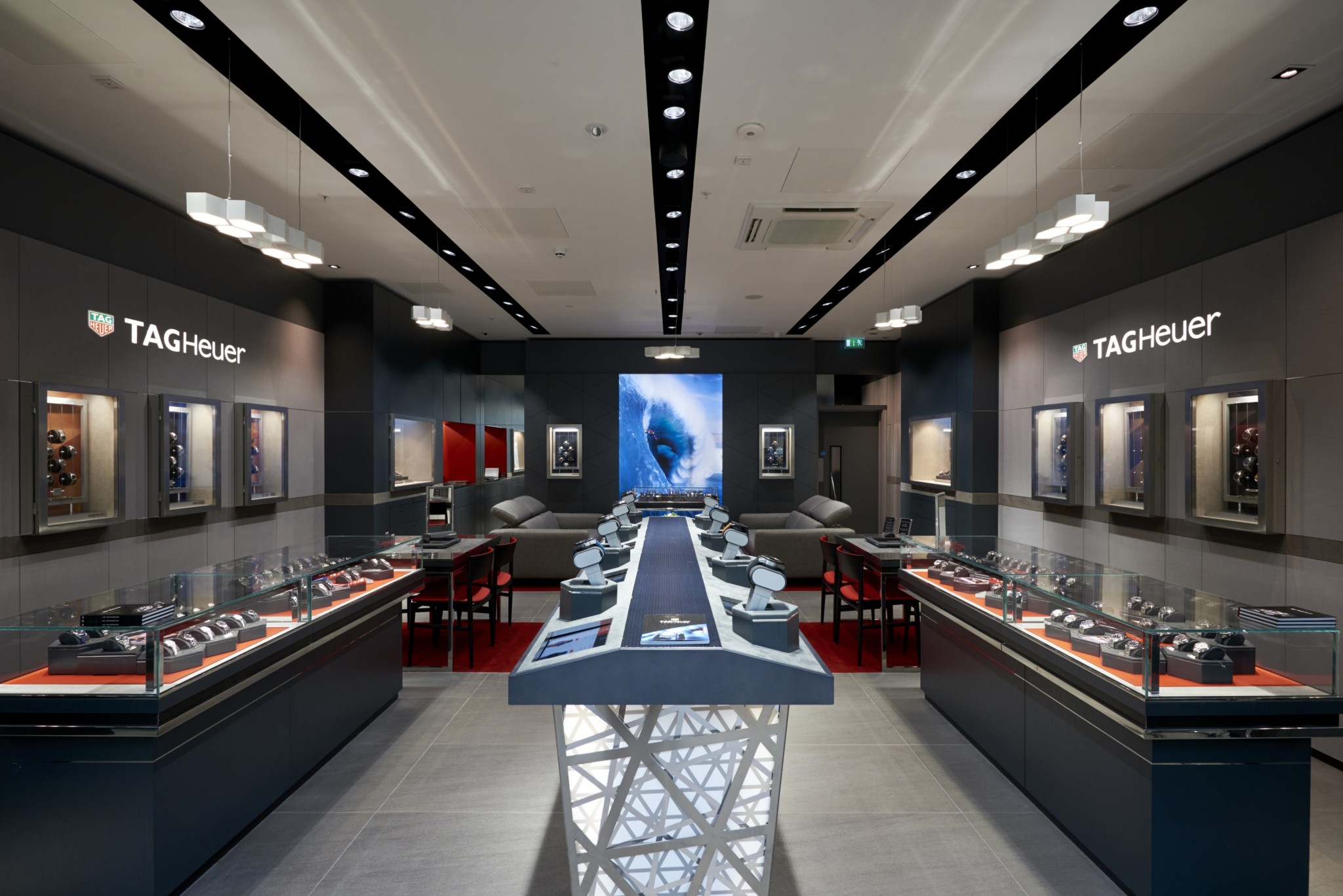 SNEAK PEEK: First look at TAG Heuer's new boutique in Sheffield's ...