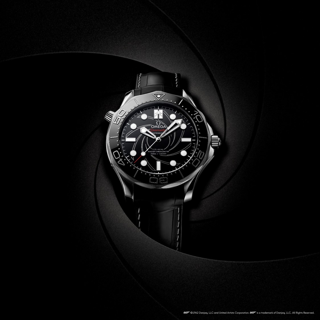 Omega upgrades from steel to platinum-gold for surprise Seamaster Diver ...