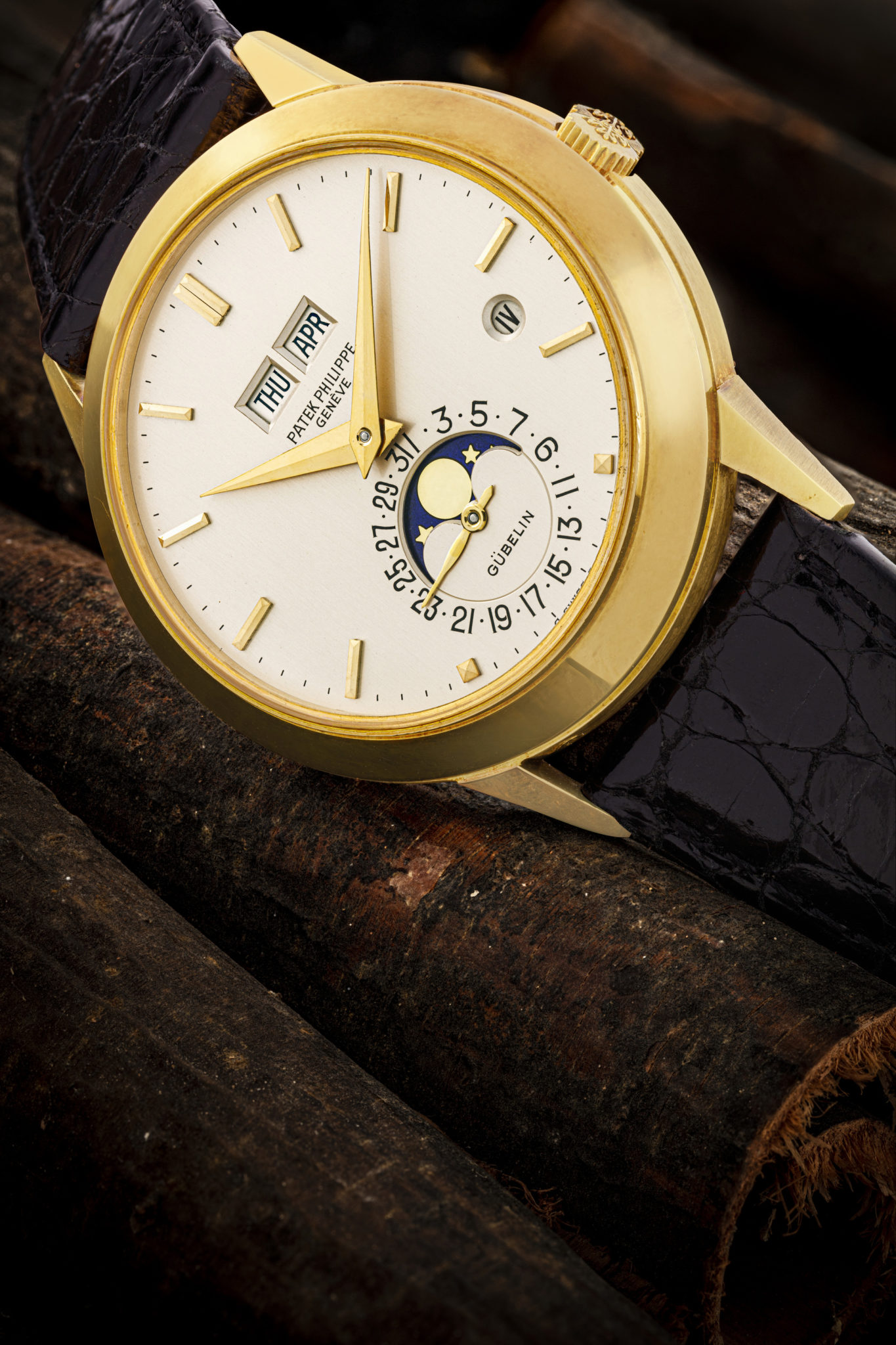 Diversity of vintage Patek Philippe watches drives record auction ...
