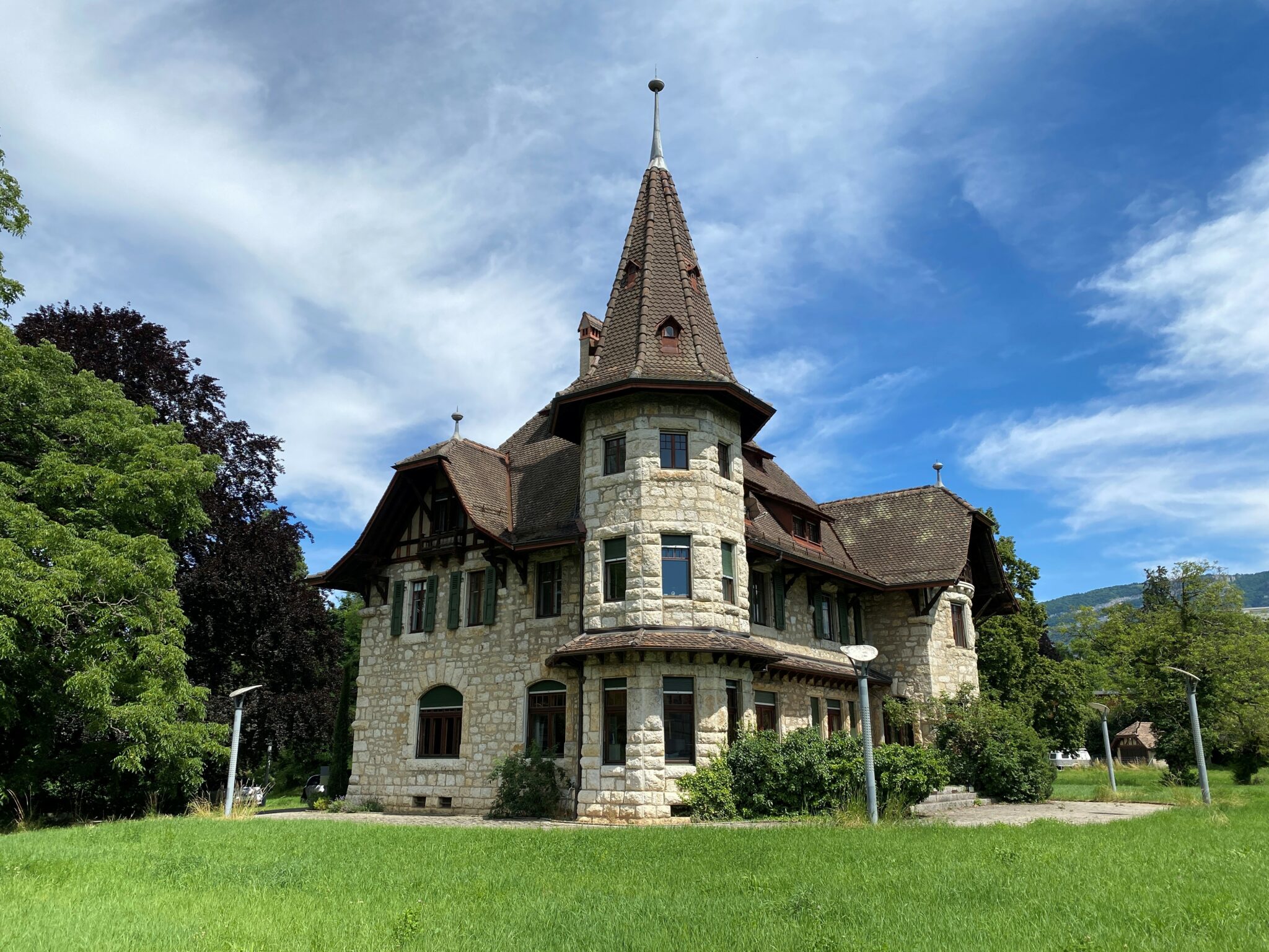 MB&F aims to nudge watch production towards 500 pieces per year ...