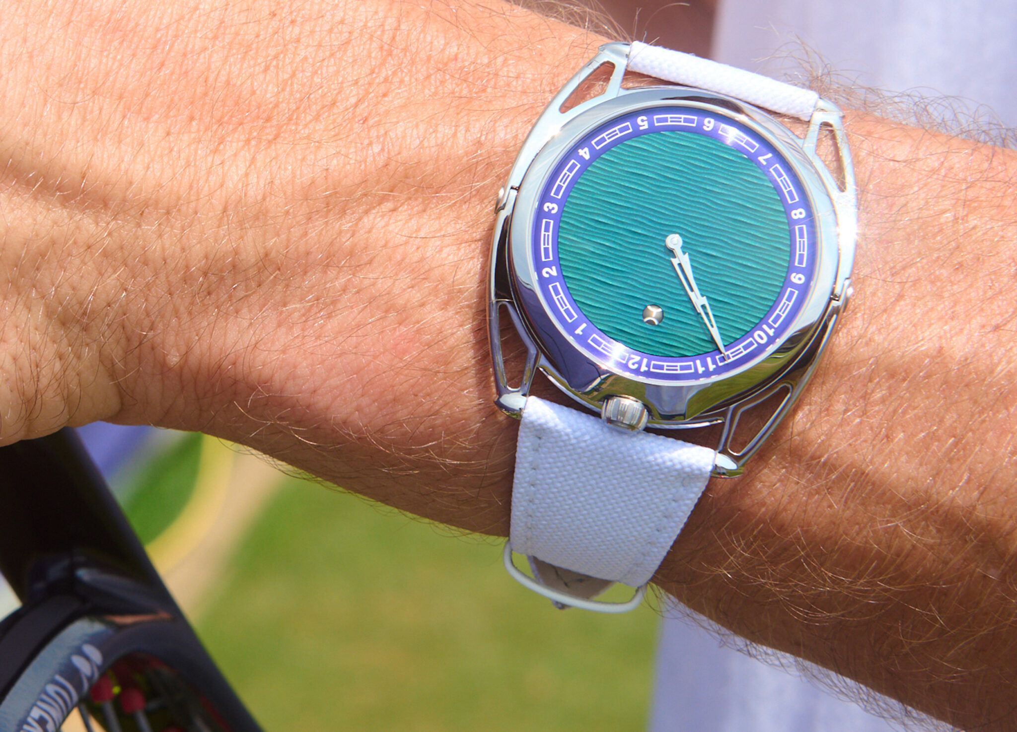 De Bethune backs American tennis ace Tommy Paul - WATCHPRO USA