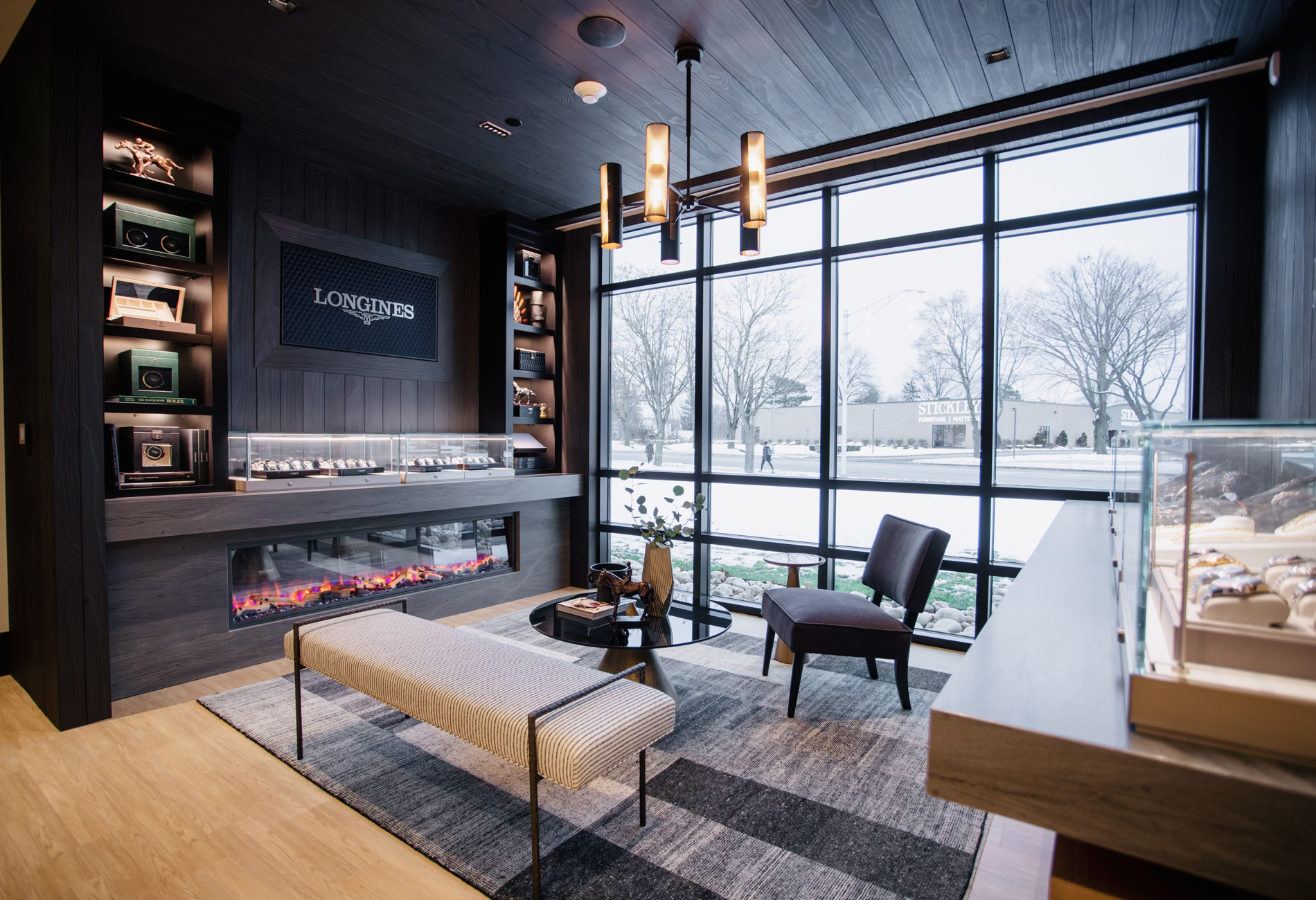 Frank Adams opens Rolex-anchored multibrand showroom in Albany, NY ...