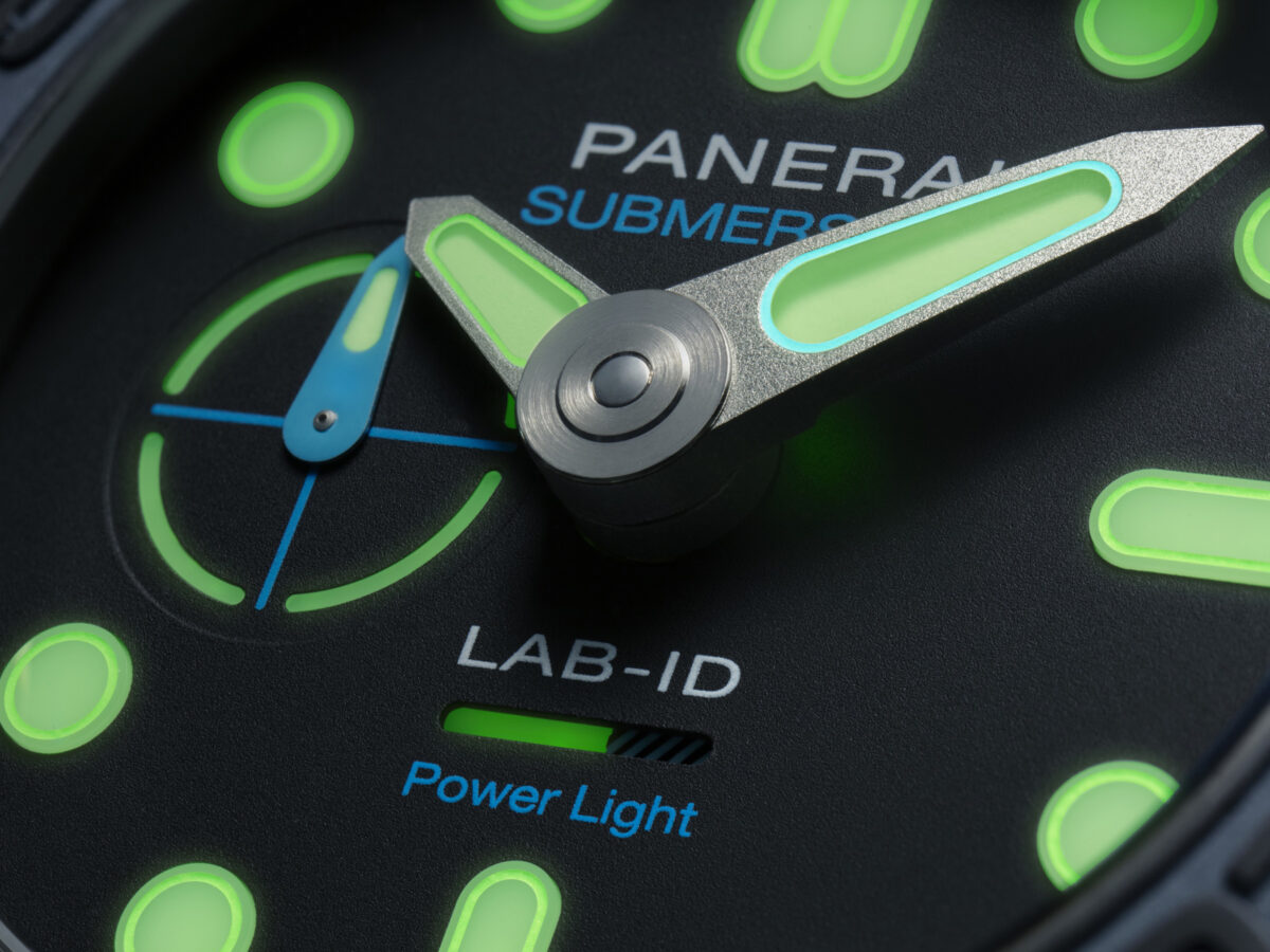 Mechanical microgeneration powers dial lighting for Panerai Submersible ...