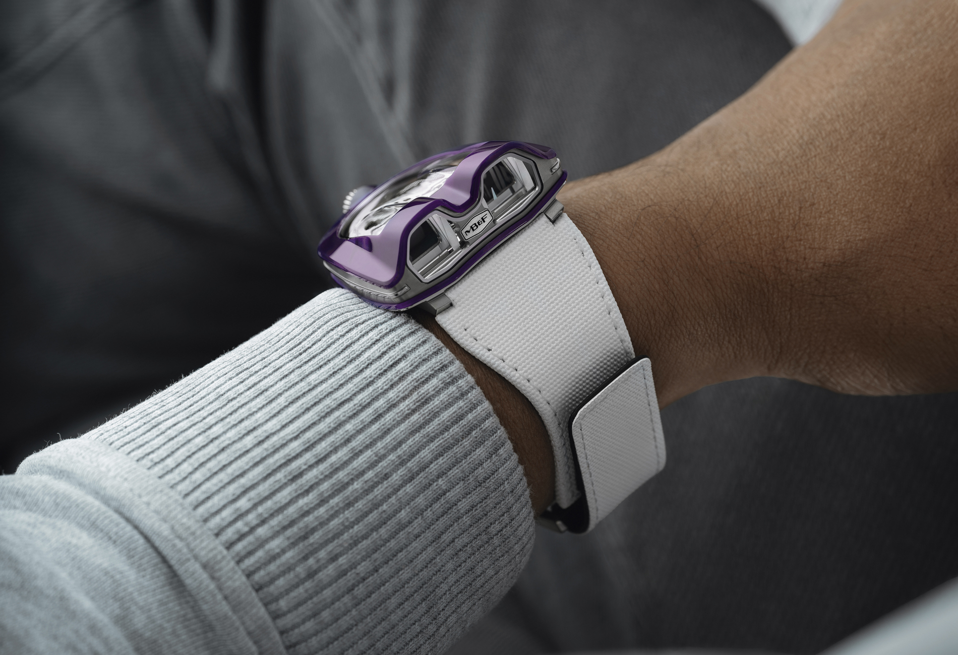 MB&F returns to the color purple for latest Horological Machine ...