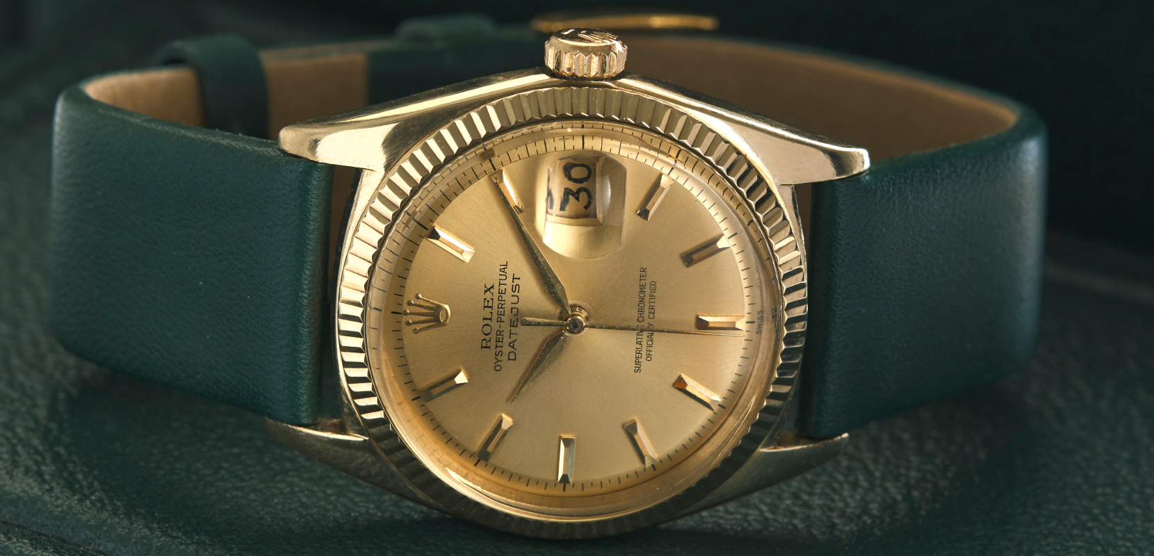 here's what makes vintage gold watches truly timeless